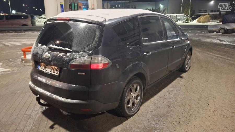 Ford S-Max 2008 Kauņa, ar dzinēja tilpumu 1.80 L un nobraukumu 301 tūkst. km par 1250 €, foto 8 vietnē AUTOMOTO.COM.LV
