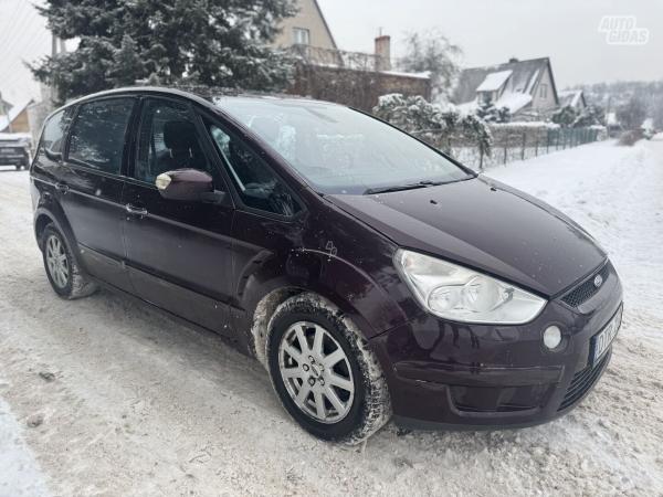 Ford S-Max 2008 in Kaunas, with an engine capacity of 2.30 L and mileage of 279 thousand km for 1550 €, photo 4 on AUTOMOTO.COM.LV