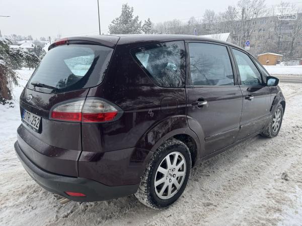 Ford S-Max 2008 in Kaunas, with an engine capacity of 2.30 L and mileage of 279 thousand km for 1550 €, photo 6 on AUTOMOTO.COM.LV