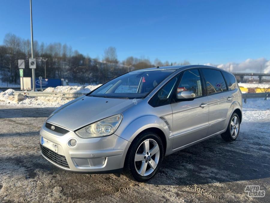 Ford S-Max 2008 in Vilnius, with an engine capacity of 2.00 L and mileage of 280 thousand km for 2950 €, photo 1 on AUTOMOTO.COM.LV