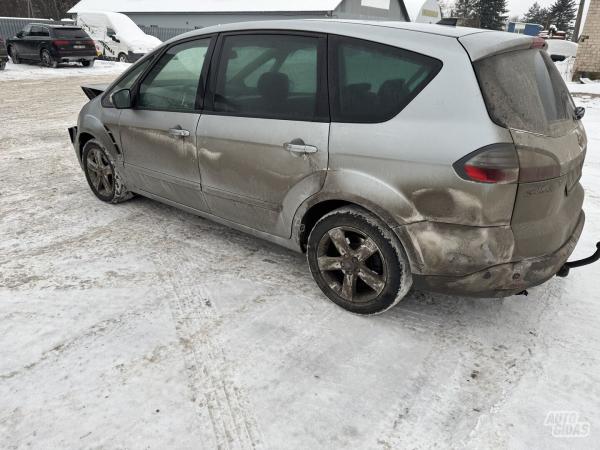 Ford S-Max 2008 Viļņa, ar dzinēja tilpumu 2.00 L un nobraukumu 335 tūkst. km par 1350 €, foto 5 vietnē AUTOMOTO.COM.LV