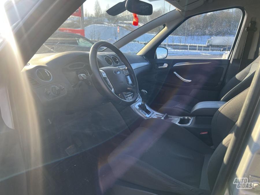 Ford S-Max 2008 in Vilnius, with an engine capacity of 2.00 L and mileage of 280 thousand km for 2949 €, photo 8 on AUTOMOTO.COM.LV