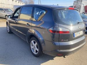 Ford S-Max 2008 in Taurage, with an engine capacity of 2.00 L and mileage of 300 thousand km for 2650 €, photo 6 on AUTOMOTO.COM.LV