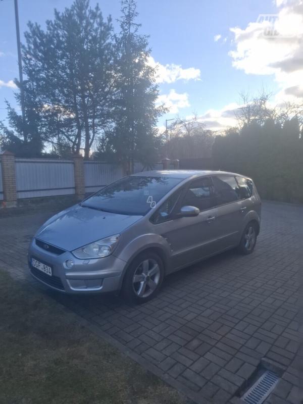 Ford S-Max 2008 in Vilnius, with an engine capacity of 2.50 L and mileage of 345 thousand km for 1450 €, photo 1 on AUTOMOTO.COM.LV