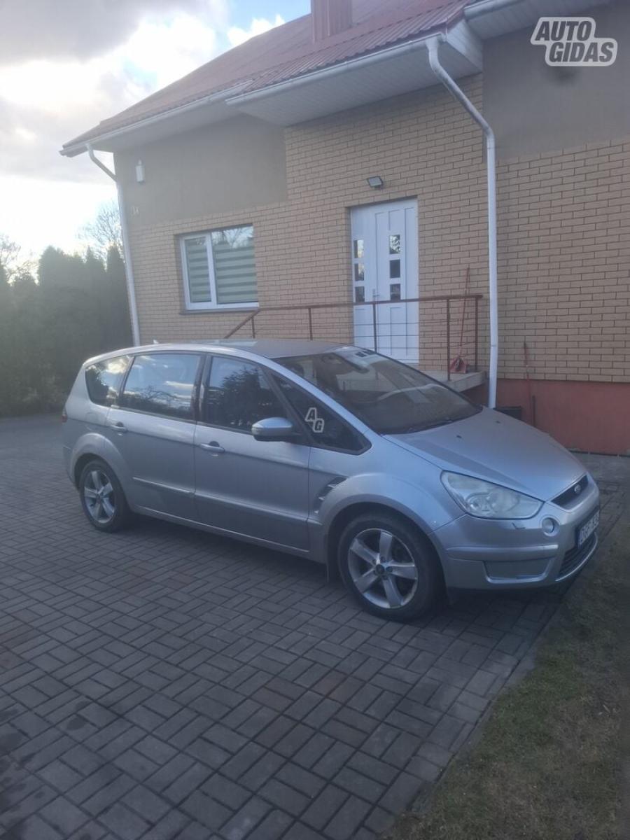 Ford S-Max 2008 in Vilnius, with an engine capacity of 2.50 L and mileage of 345 thousand km for 1450 €, photo 3 on AUTOMOTO.COM.LV