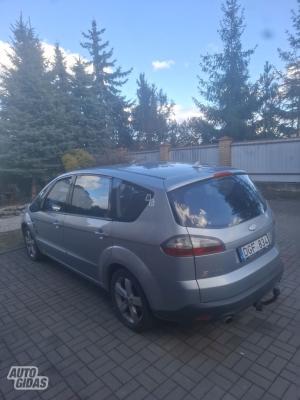 Ford S-Max 2008 in Vilnius, with an engine capacity of 2.50 L and mileage of 345 thousand km for 1450 €, photo 6 on AUTOMOTO.COM.LV