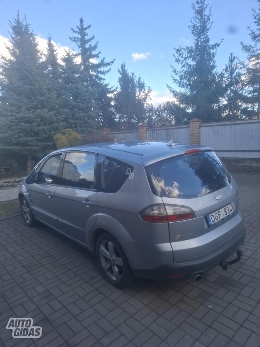 Ford S-Max 2008 in Vilnius, with an engine capacity of 2.50 L and mileage of 345 thousand km for 1450 €, photo 6 on AUTOMOTO.COM.LV