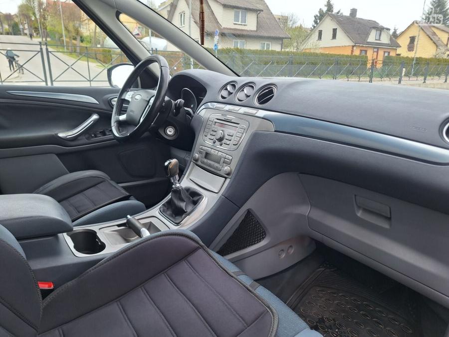 Ford S-Max 2008 in Telschi, with an engine capacity of 2.00 L and mileage of 304 thousand km for 1750 €, photo 11 on AUTOMOTO.COM.LV