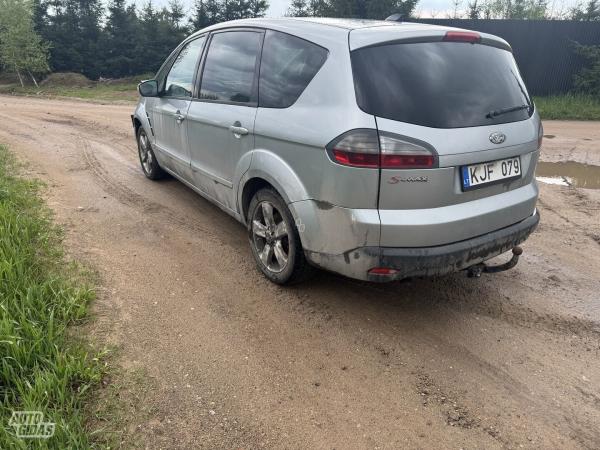 Ford S-Max 2008 in Vilnius, with an engine capacity of 2.00 L and mileage of 352 thousand km for 1350 €, photo 3 on AUTOMOTO.COM.LV