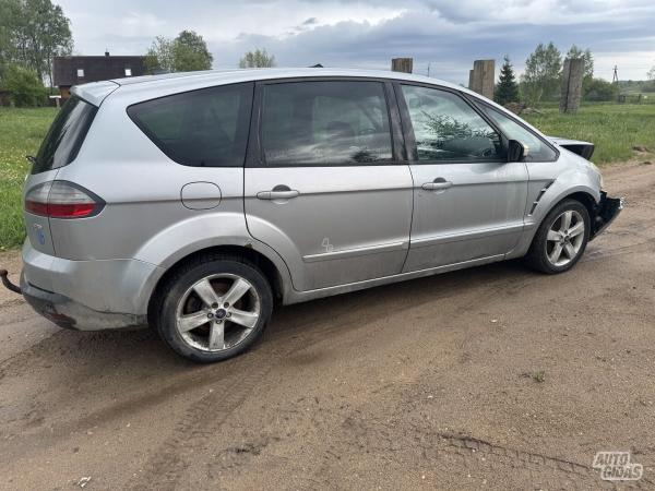 Ford S-Max 2008 in Vilnius, with an engine capacity of 2.00 L and mileage of 352 thousand km for 1350 €, photo 5 on AUTOMOTO.COM.LV