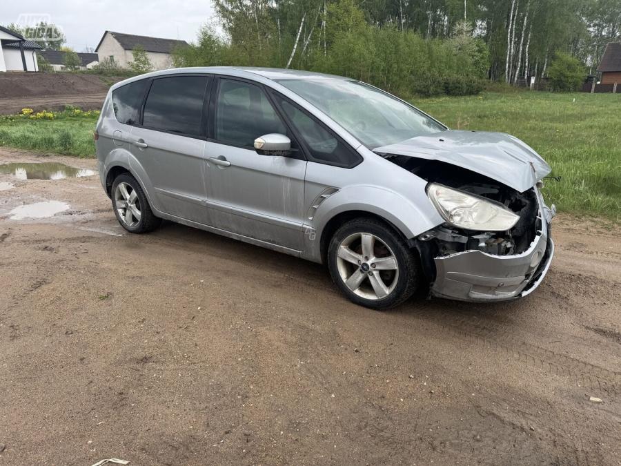 Ford S-Max 2008 in Vilnius, with an engine capacity of 2.00 L and mileage of 352 thousand km for 1350 €, photo 7 on AUTOMOTO.COM.LV
