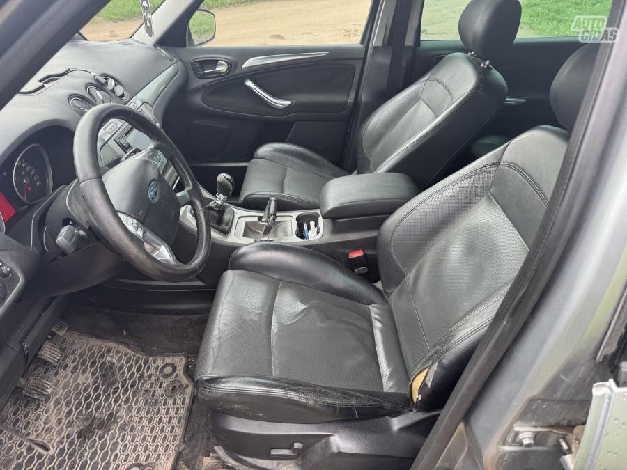 Ford S-Max 2008 in Vilnius, with an engine capacity of 2.00 L and mileage of 352 thousand km for 1350 €, photo 12 on AUTOMOTO.COM.LV