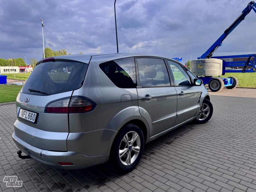 Ford S-Max 2008 in Kaunas, with an engine capacity of 2.00 L and mileage of 288 thousand km for 1799 €, photo 6 on AUTOMOTO.COM.LV