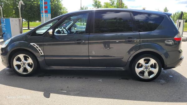 Ford S-Max 2008 in Siauliai, with an engine capacity of 2.00 L and mileage of 195 thousand km for 3999 €, photo 4 on AUTOMOTO.COM.LV