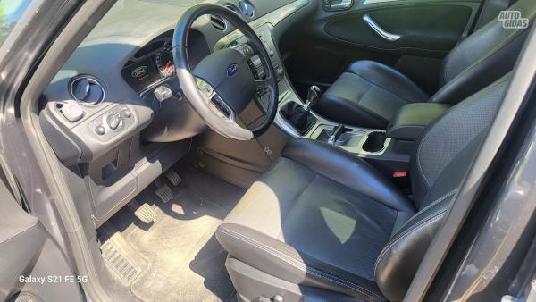 Ford S-Max 2008 in Siauliai, with an engine capacity of 2.00 L and mileage of 195 thousand km for 3999 €, photo 10 on AUTOMOTO.COM.LV