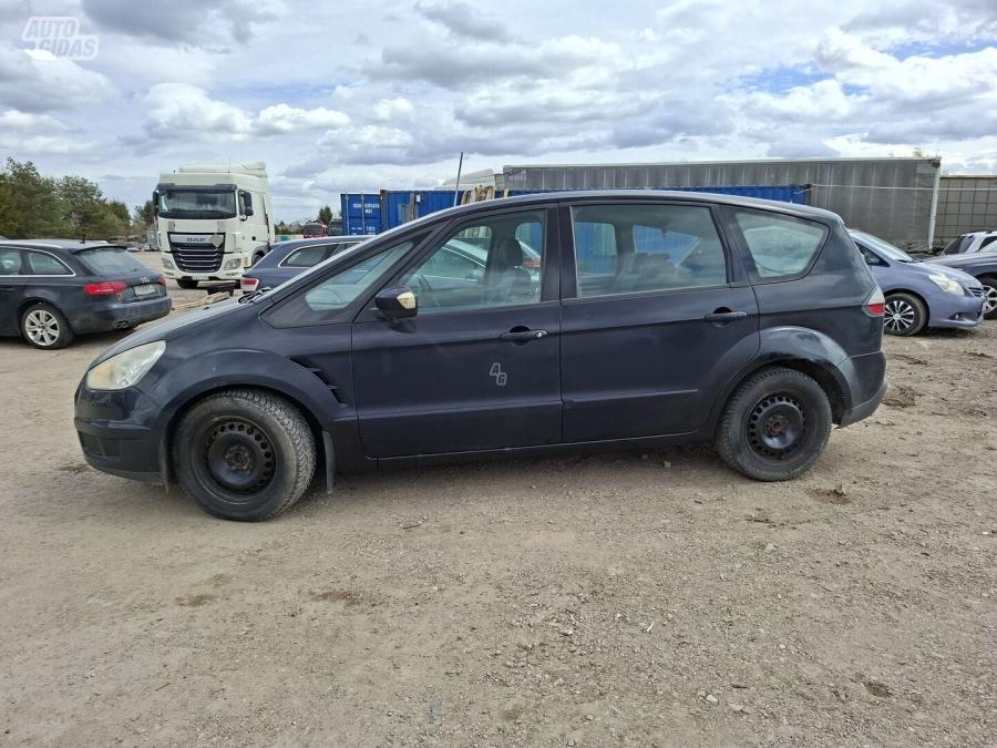 Ford S-Max 2008 in Kaunas, with an engine capacity of 2.00 L and mileage of 400 thousand km for 1150 €, photo 3 on AUTOMOTO.COM.LV