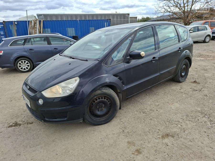 Ford S-Max 2008 in Kaunas, with an engine capacity of 2.00 L and mileage of 400 thousand km for 1150 €, photo 4 on AUTOMOTO.COM.LV