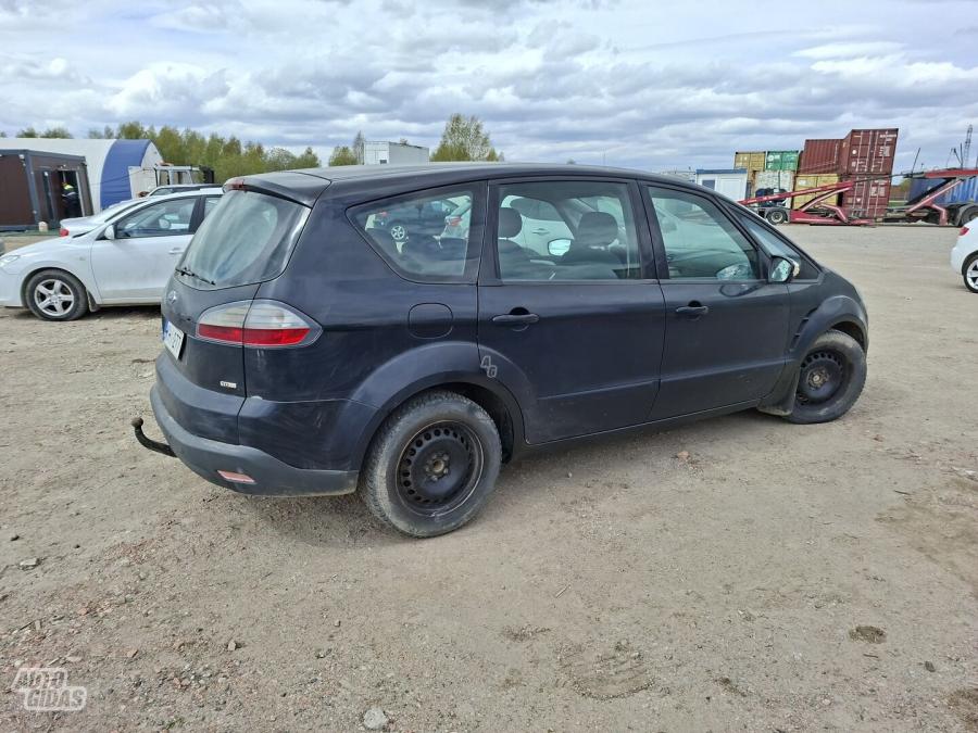 Ford S-Max 2008 in Kaunas, with an engine capacity of 2.00 L and mileage of 400 thousand km for 1150 €, photo 8 on AUTOMOTO.COM.LV