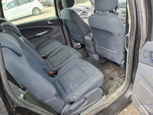 Ford S-Max 2008 in Kaunas, with an engine capacity of 2.00 L and mileage of 400 thousand km for 1150 €, photo 13 on AUTOMOTO.COM.LV