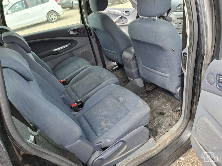 Ford S-Max 2008 in Kaunas, with an engine capacity of 2.00 L and mileage of 400 thousand km for 1150 €, photo 13 on AUTOMOTO.COM.LV