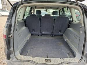 Ford S-Max 2008 in Kaunas, with an engine capacity of 2.00 L and mileage of 400 thousand km for 1150 €, photo 14 on AUTOMOTO.COM.LV