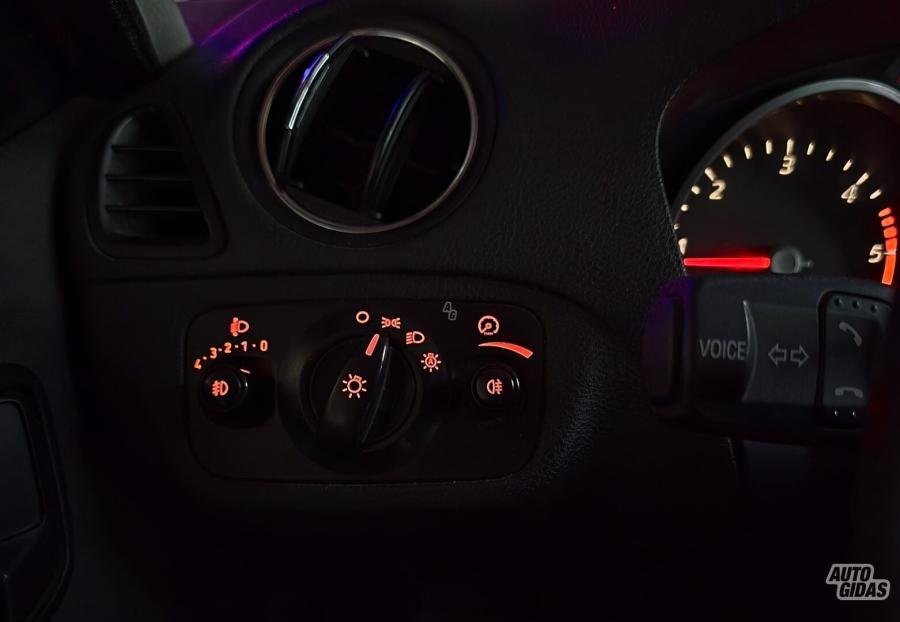 Ford S-Max 2008 Radviliškis, ar dzinēja tilpumu 1.80 L un nobraukumu 315 tūkst. km par 1650 €, foto 16 vietnē AUTOMOTO.COM.LV