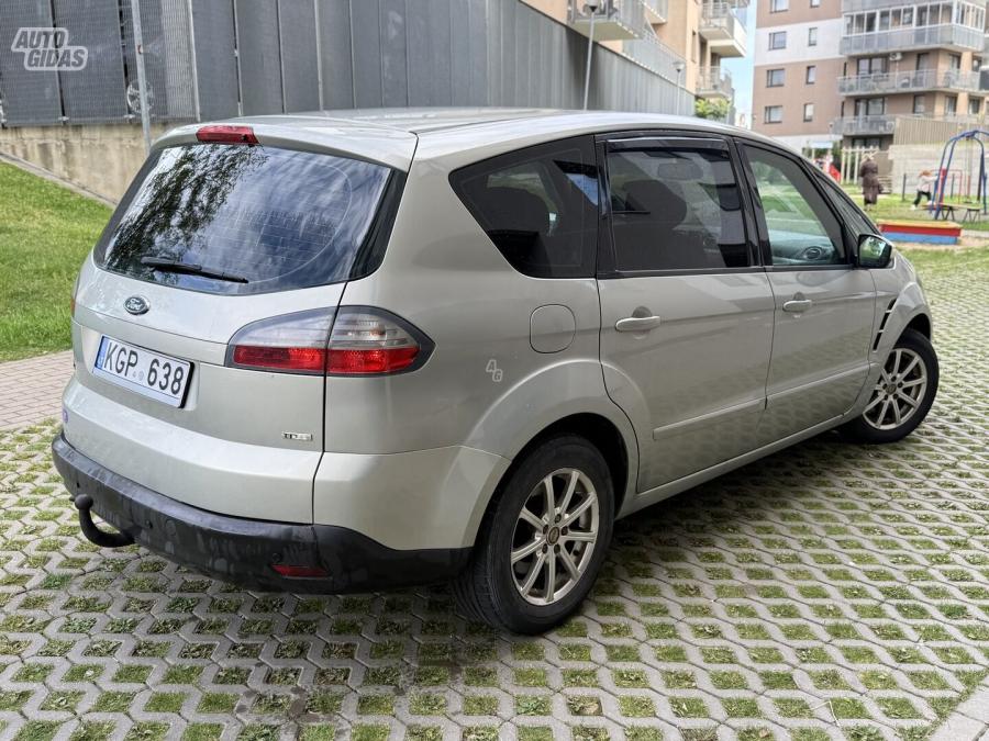 Ford S-Max 2008 Viļņa, ar dzinēja tilpumu 2.00 L un nobraukumu 290 tūkst. km par 2650 €, foto 4 vietnē AUTOMOTO.COM.LV
