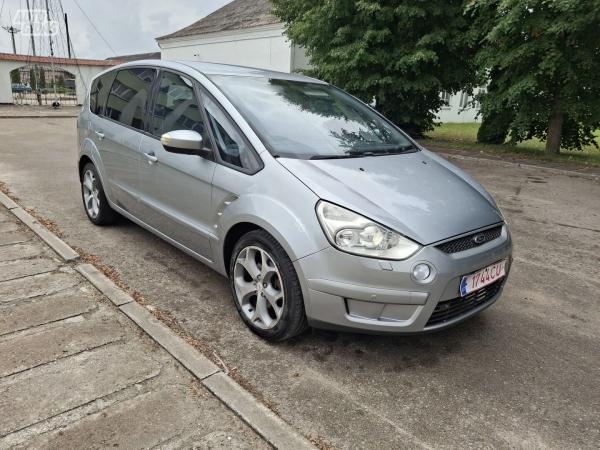 Ford S-Max 2008 in Pakruojis, with an engine capacity of 2.00 L and mileage of 340 thousand km for 2500 €, photo 1 on AUTOMOTO.COM.LV