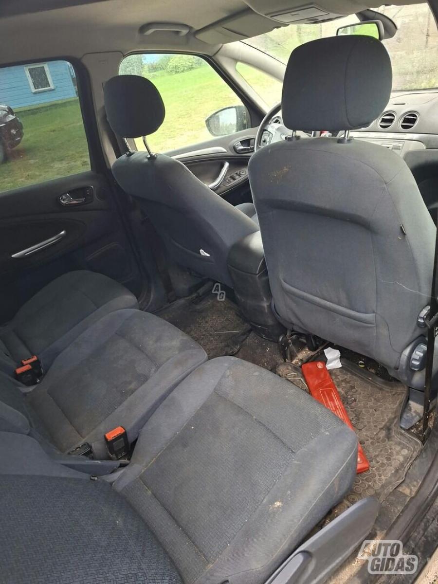 Ford S-Max 2008 Kelmė, ar dzinēja tilpumu 2.00 L un nobraukumu 300 tūkst. km par 750 €, foto 9 vietnē AUTOMOTO.COM.LV