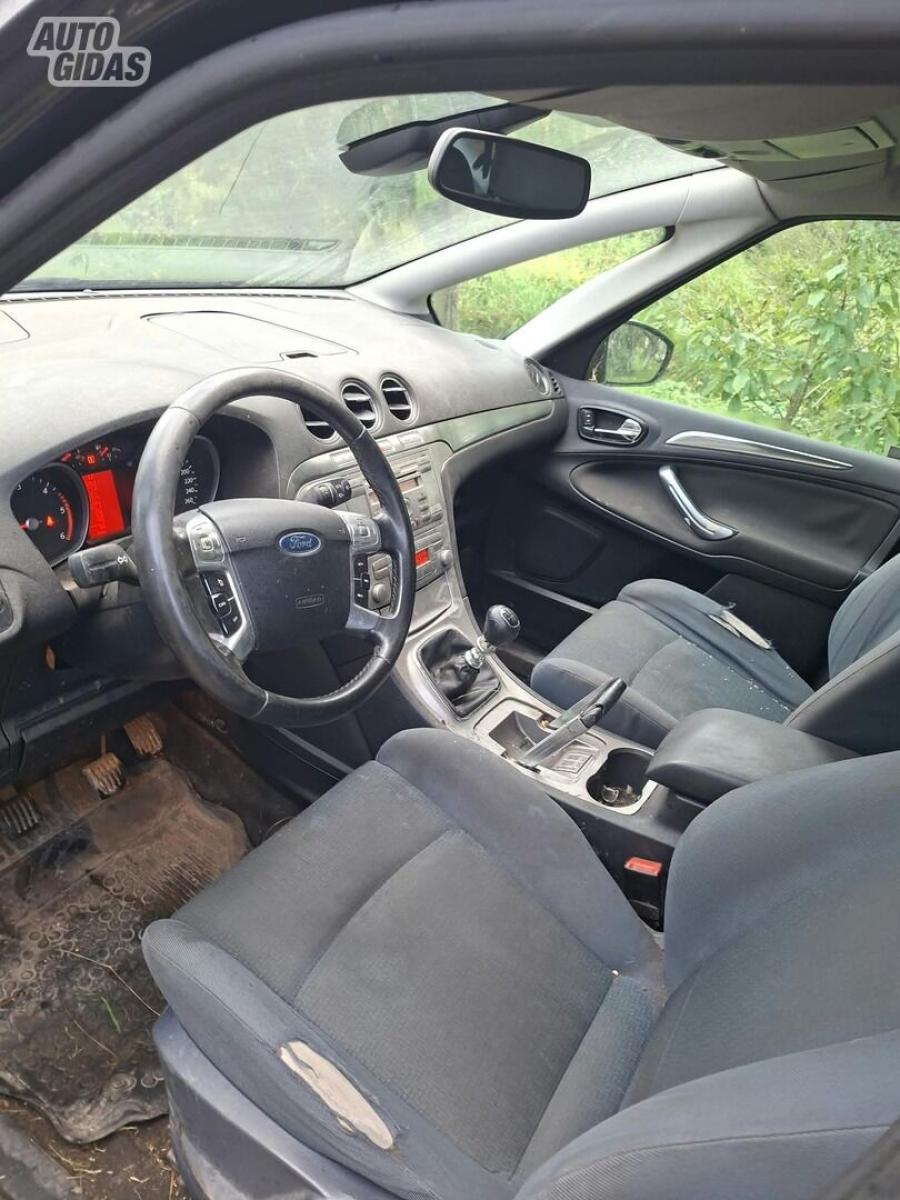 Ford S-Max 2008 Kelmė, ar dzinēja tilpumu 2.00 L un nobraukumu 300 tūkst. km par 750 €, foto 11 vietnē AUTOMOTO.COM.LV