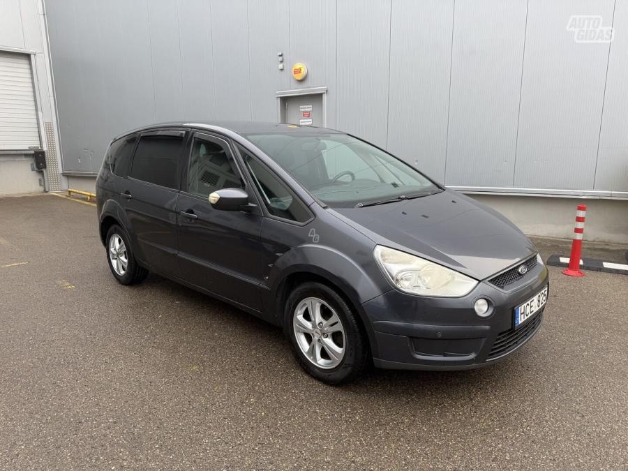 Ford S-Max 2009 in Vilnius, with an engine capacity of 1.80 L and mileage of 500 thousand km for 1350 €, photo 2 on AUTOMOTO.COM.LV