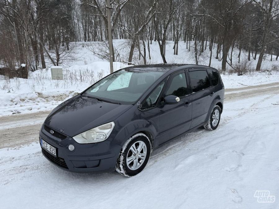 Ford S-Max 2009 in Vilnius, with an engine capacity of 1.80 L and mileage of 500 thousand km for 1350 €, photo 1 on AUTOMOTO.COM.LV