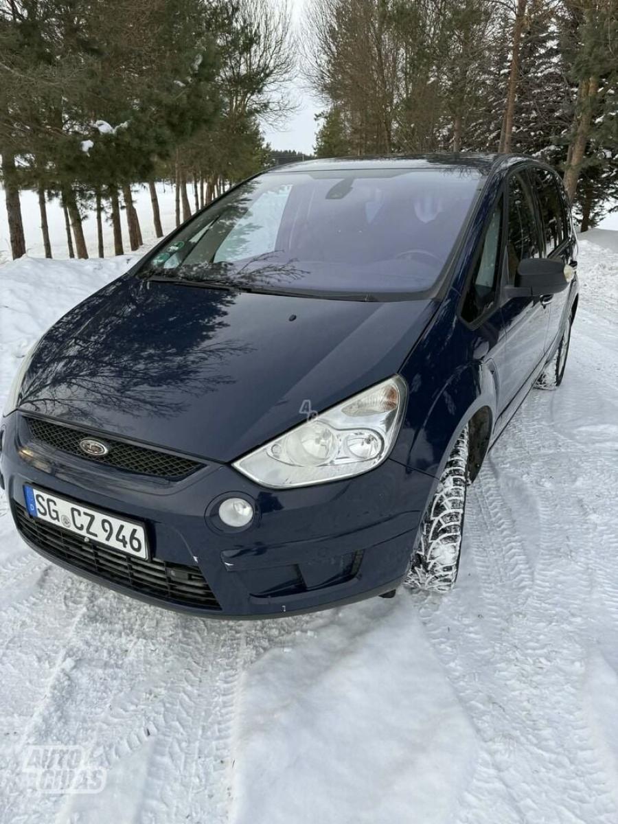 Ford S-Max 2009 in Panevezys, with an engine capacity of 2.00 L and mileage of 210 thousand km for 3800 €, photo 1 on AUTOMOTO.COM.LV