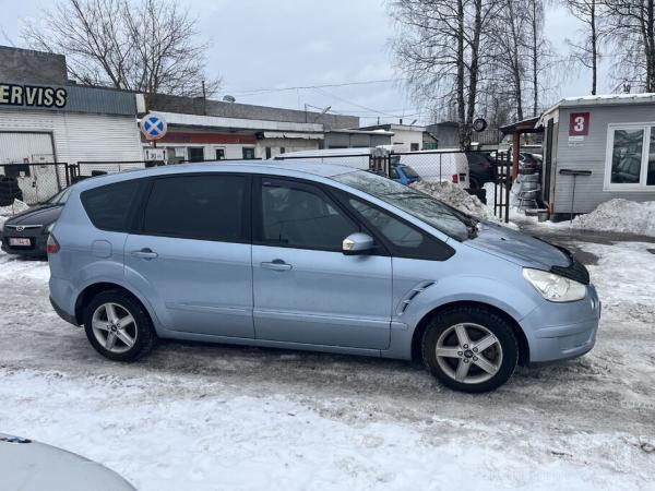Ford S-Max 2009 in Riga, with an engine capacity of 2.00 L and mileage of 0 thousand km for 3950 €, photo 5 on AUTOMOTO.COM.LV