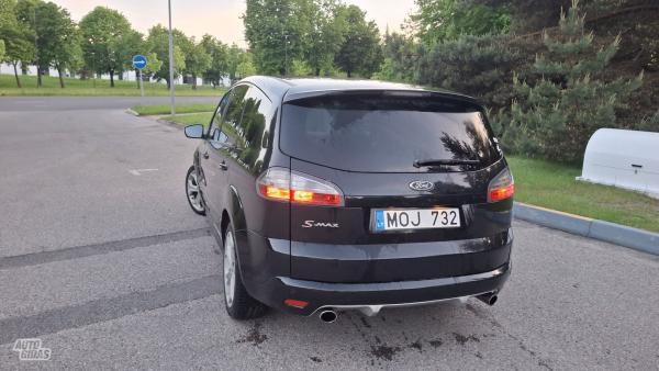 Ford S-Max 2009 in Kaunas, with an engine capacity of 2.20 L and mileage of 315 thousand km for 2800 €, photo 6 on AUTOMOTO.COM.LV