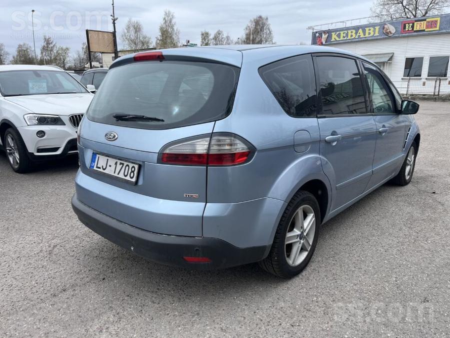 Ford S-Max 2009 Rīga, ar dzinēja tilpumu 2.00 L un nobraukumu 0 tūkst. km par 3950 €, foto 3 vietnē AUTOMOTO.COM.LV