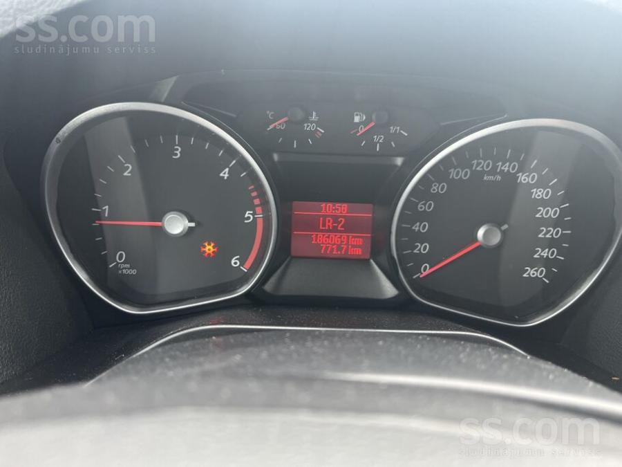 Ford S-Max 2009 Rīga, ar dzinēja tilpumu 2.00 L un nobraukumu 0 tūkst. km par 3950 €, foto 13 vietnē AUTOMOTO.COM.LV