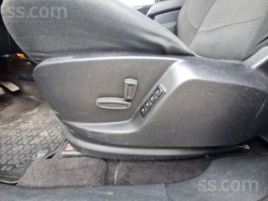 Ford S-Max 2009 Ventspils, ar dzinēja tilpumu 2.20 L un nobraukumu 383 tūkst. km par 3200 €, foto 7 vietnē AUTOMOTO.COM.LV