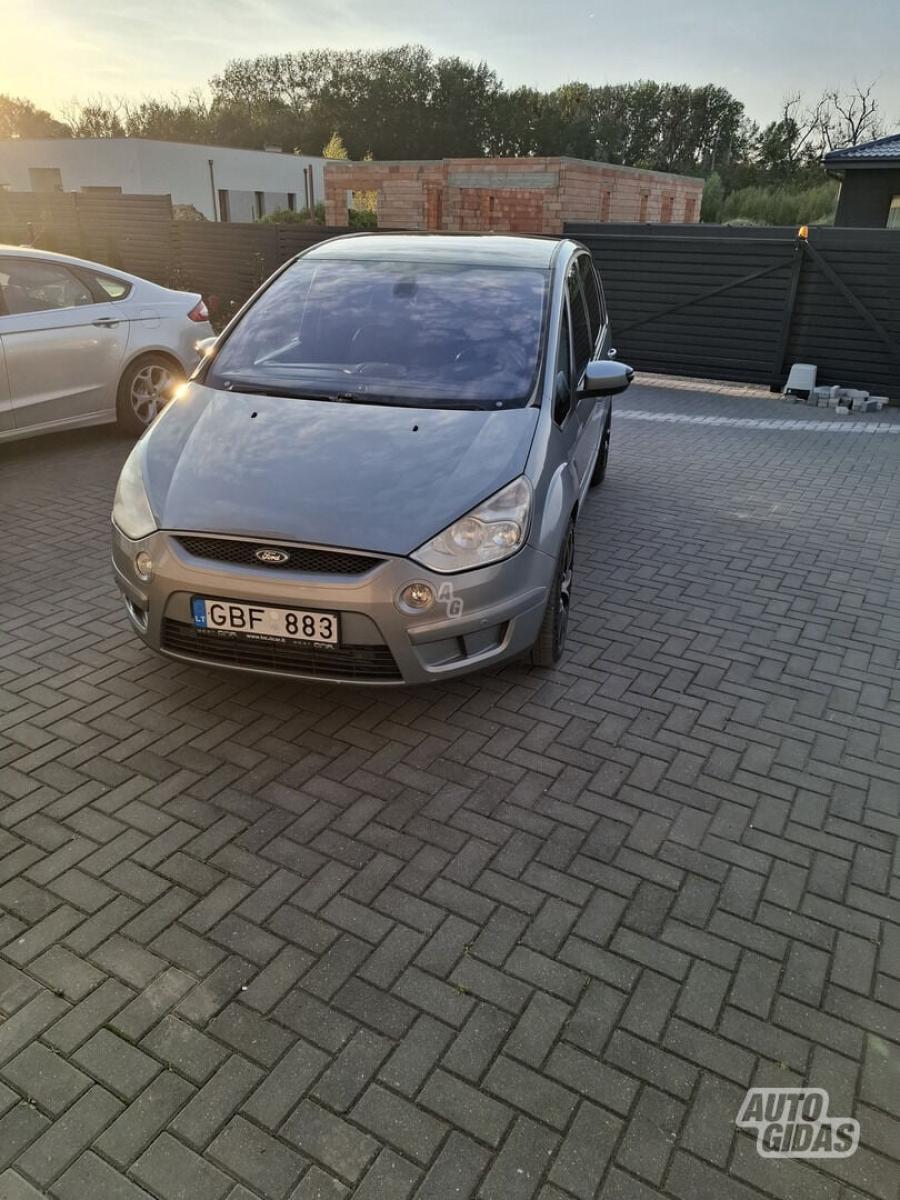 Ford S-Max 2009 in Kaunas, with an engine capacity of 2.00 L and mileage of 400 thousand km for 3000 €, photo 3 on AUTOMOTO.COM.LV