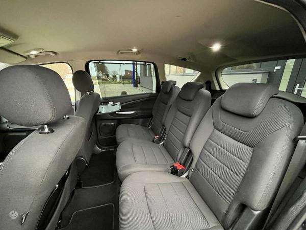 Ford S-Max 2010 in Siauliai, with an engine capacity of 2.00 L and mileage of 228 thousand km for 5850 €, photo 6 on AUTOMOTO.COM.LV