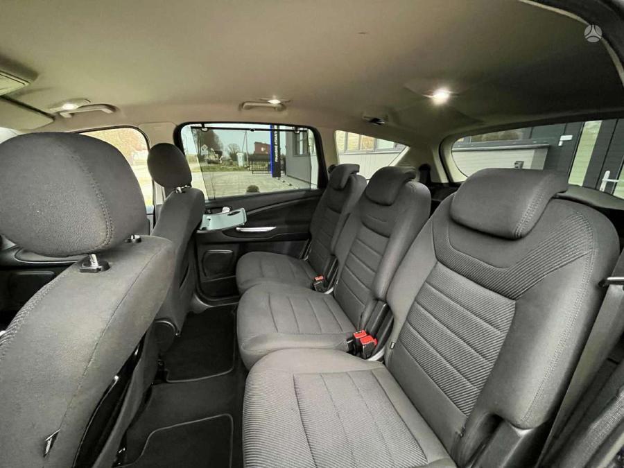 Ford S-Max 2010 in Siauliai, with an engine capacity of 2.00 L and mileage of 227 thousand km for 5799 €, photo 7 on AUTOMOTO.COM.LV