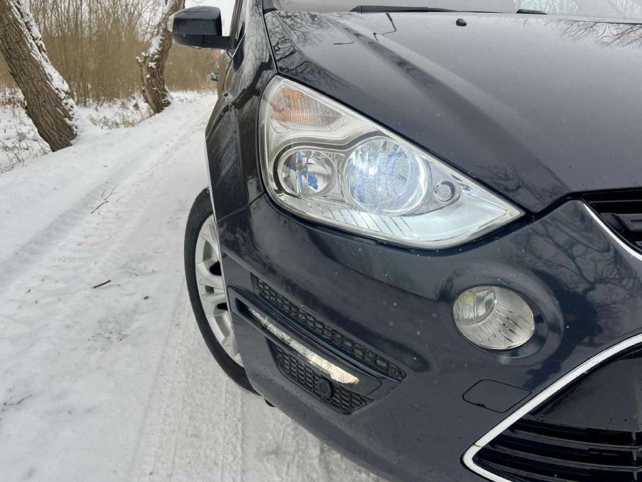 Ford S-Max 2010 in Siauliai, with an engine capacity of 2.00 L and mileage of 228 thousand km for 5750 €, photo 12 on AUTOMOTO.COM.LV