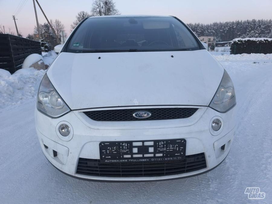 Ford S-Max 2010 in Druskininkai, with an engine capacity of 2.20 L and mileage of 262 thousand km for 3150 €, photo 3 on AUTOMOTO.COM.LV