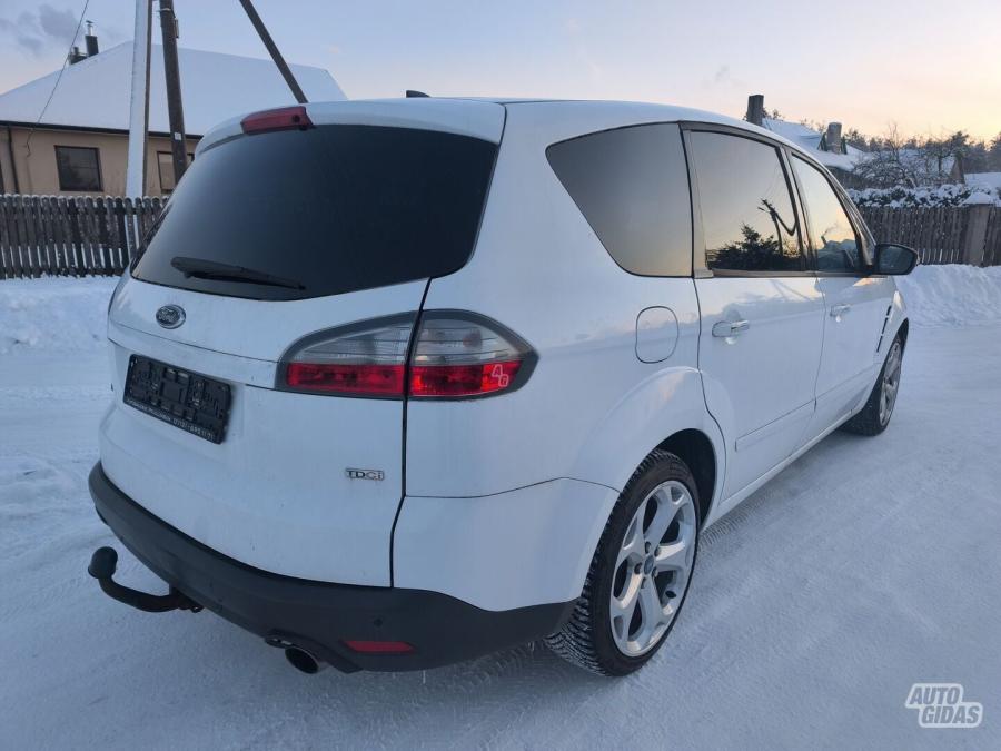 Ford S-Max 2010 in Druskininkai, with an engine capacity of 2.20 L and mileage of 262 thousand km for 3150 €, photo 7 on AUTOMOTO.COM.LV