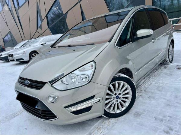 Ford S-Max 2010 in Siauliai, with an engine capacity of 2.00 L and mileage of 320 thousand km for 4950 €, photo 1 on AUTOMOTO.COM.LV