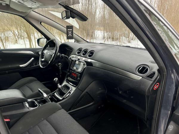 Ford S-Max 2010 Šauļi, ar dzinēja tilpumu 2.00 L un nobraukumu 228 tūkst. km par 5650 €, foto 2 vietnē AUTOMOTO.COM.LV