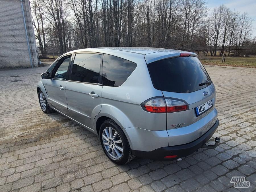 Ford S-Max 2010 in Marijampole, with an engine capacity of 1.80 L and mileage of 280 thousand km for 2250 €, photo 4 on AUTOMOTO.COM.LV