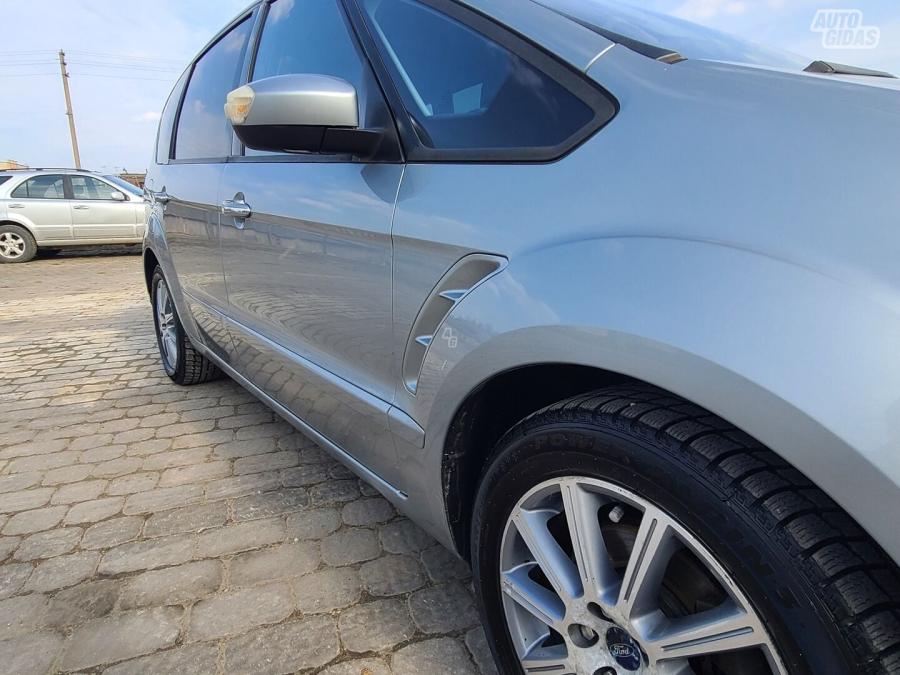 Ford S-Max 2010 in Marijampole, with an engine capacity of 1.80 L and mileage of 280 thousand km for 2250 €, photo 11 on AUTOMOTO.COM.LV