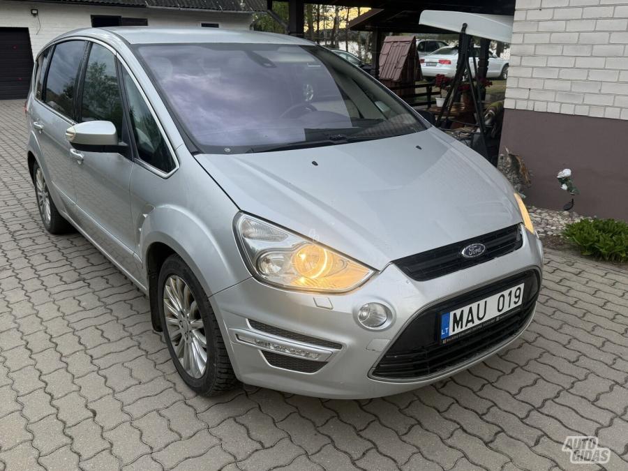 Ford S-Max 2010 in Vilnius, with an engine capacity of 2.00 L and mileage of 345 thousand km for 3100 €, photo 3 on AUTOMOTO.COM.LV