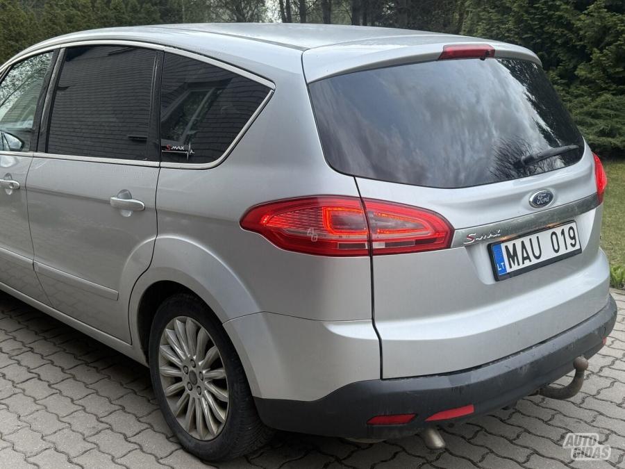 Ford S-Max 2010 in Vilnius, with an engine capacity of 2.00 L and mileage of 345 thousand km for 3100 €, photo 4 on AUTOMOTO.COM.LV